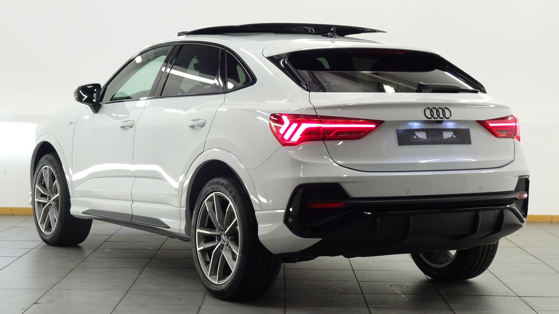 Voiture #42632 - AUDI Q3 SPORTBACK - ORA7