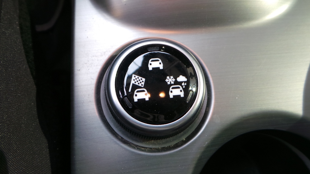 Voiture #34082 - FIAT 500X 1.4 MULTIAIR 16V 140CH LOUNGE DCT - ORA7