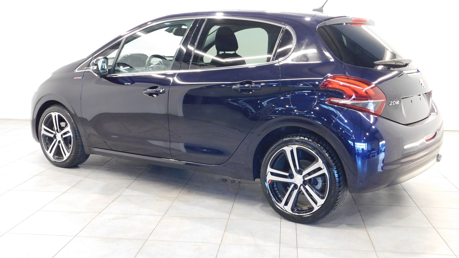 Voiture #34571 - PEUGEOT 208 - ORA7
