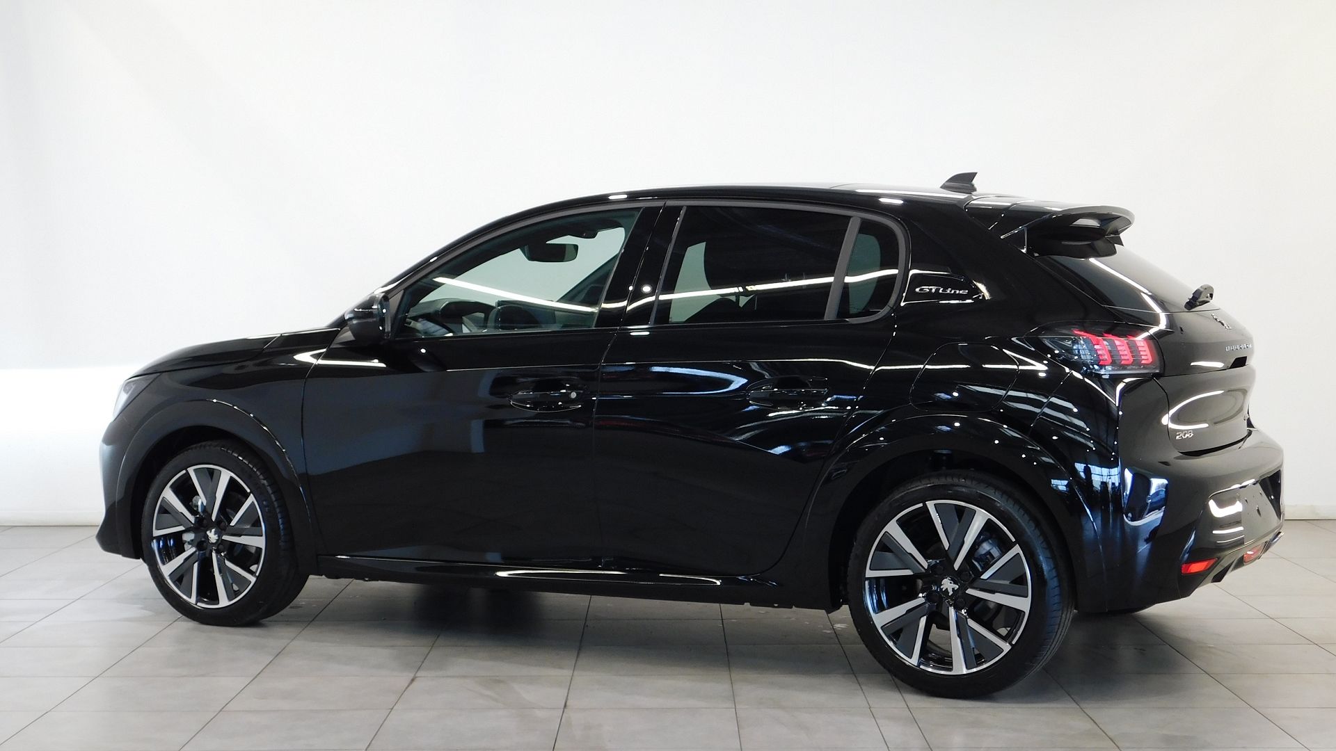 Voiture #35801 - PEUGEOT 208 1.5 BLUEHDI 100CH S&S GT LINE - ORA7