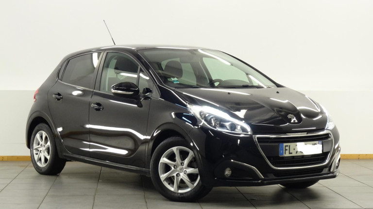 Voiture #39896 - PEUGEOT 208 - ORA7